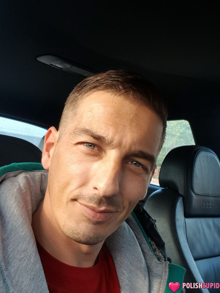 Handsome Polish man: user: PeterUK, 44 years old